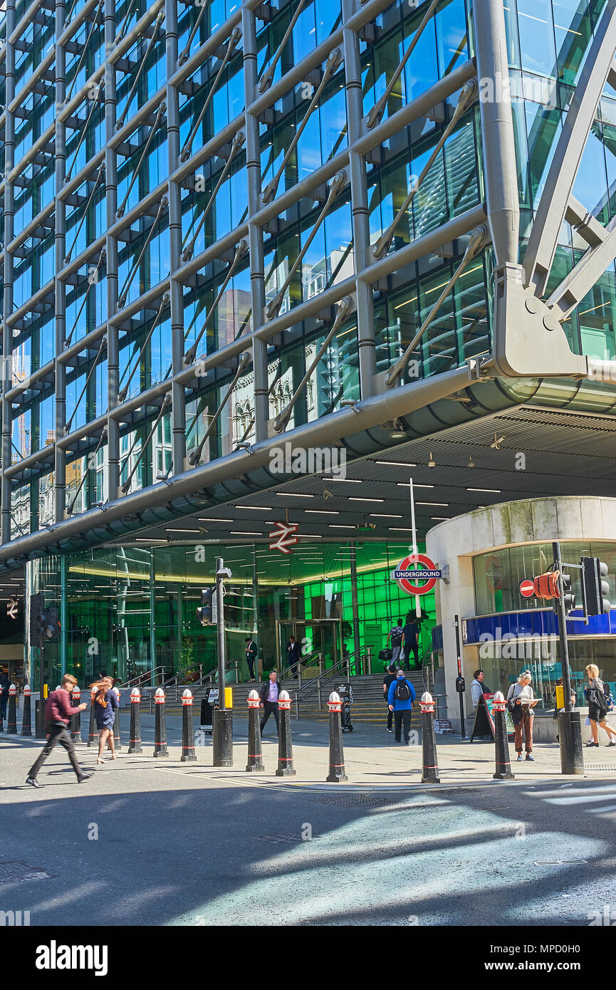 London Cannon Street station Stock Photo - Alamy