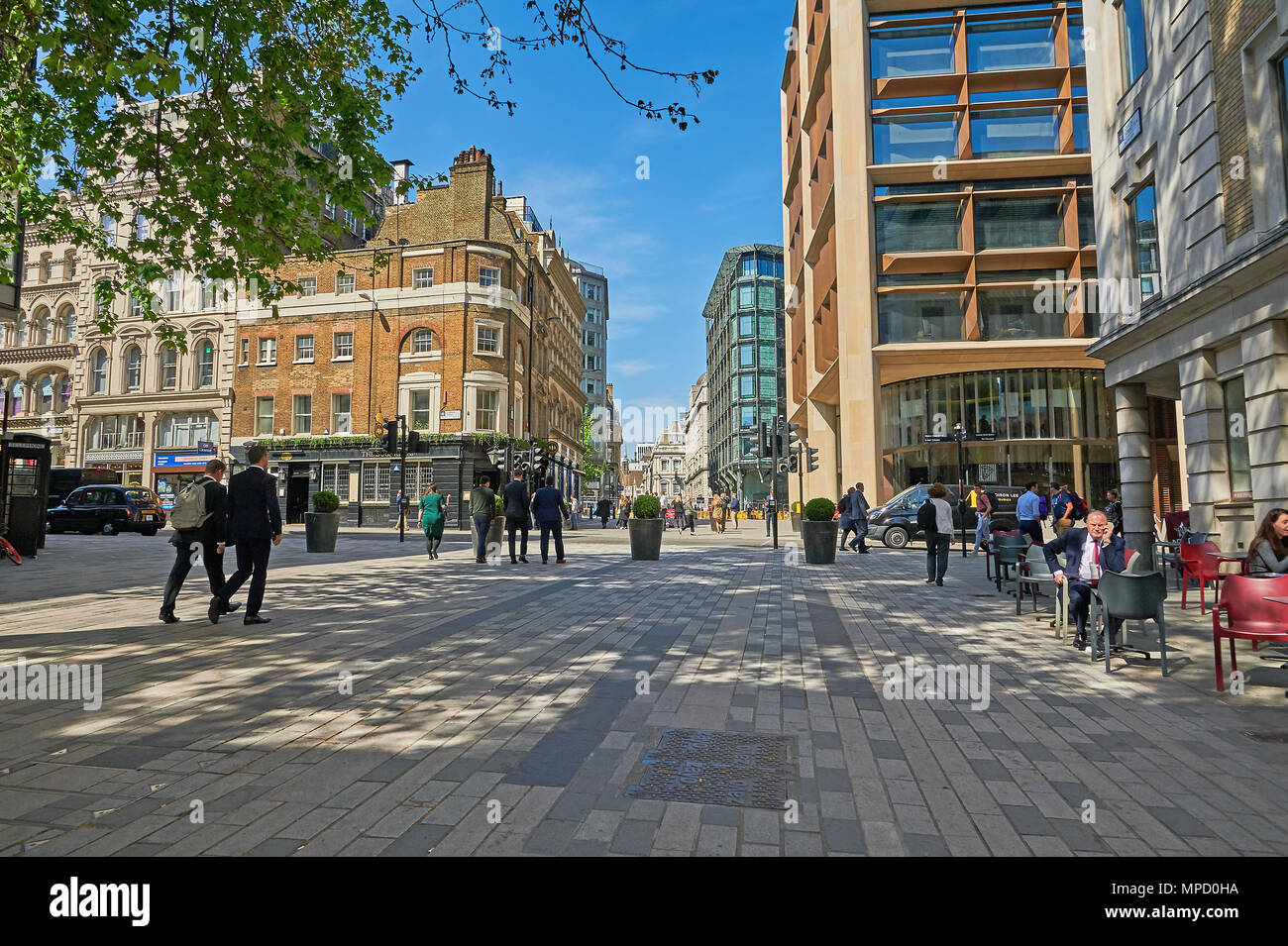 Street scene in central London Stock Photo - Alamy