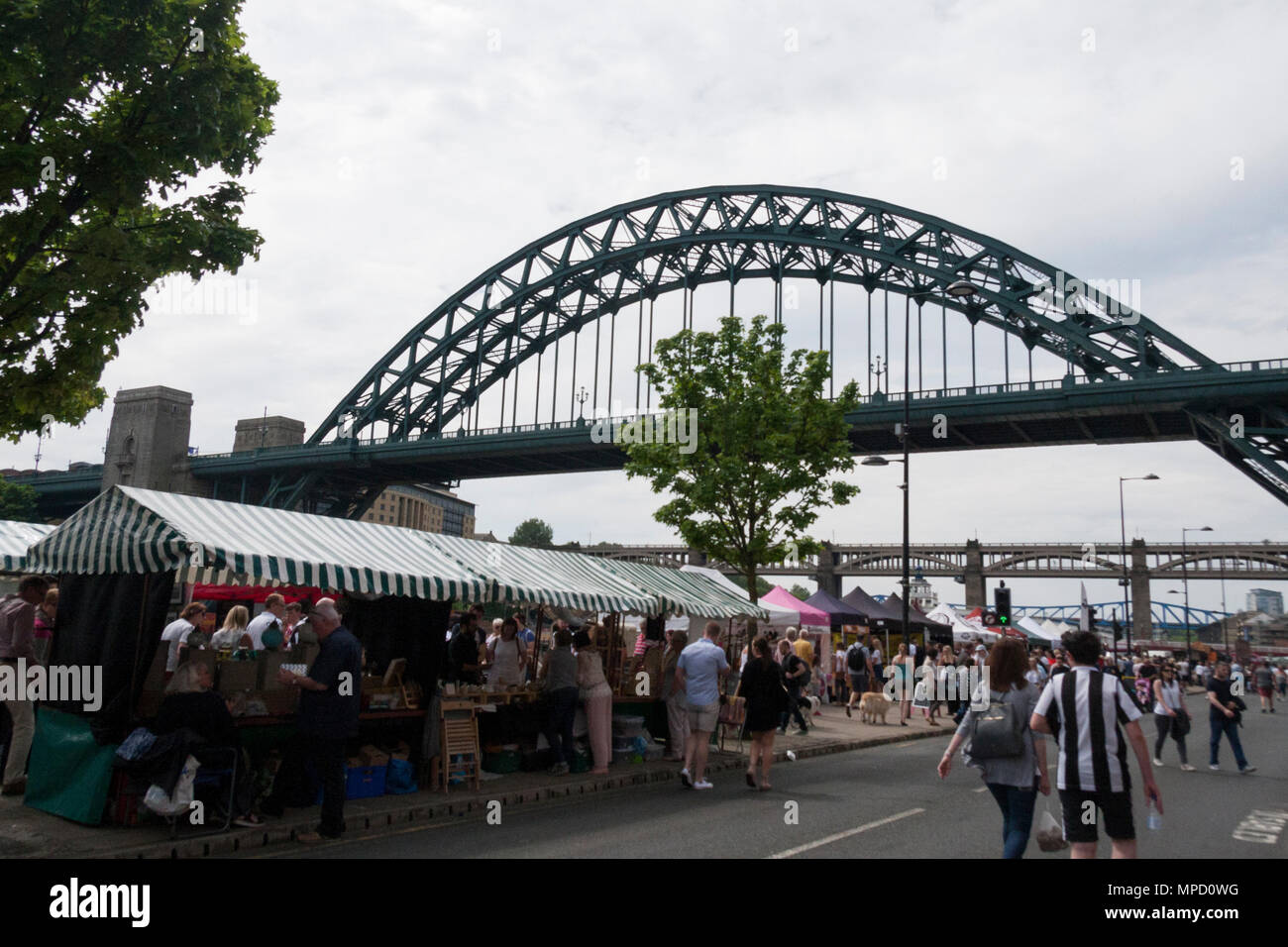 The market stalls at the Quayside,Newcastle,England,UK with the Tyne ...