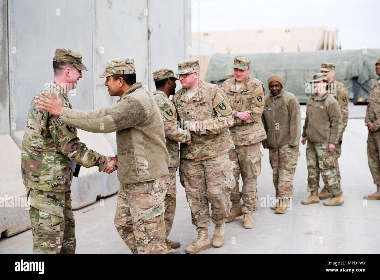 U.S. Army Soldiers assigned to the 28th Combat Support Hospital ...