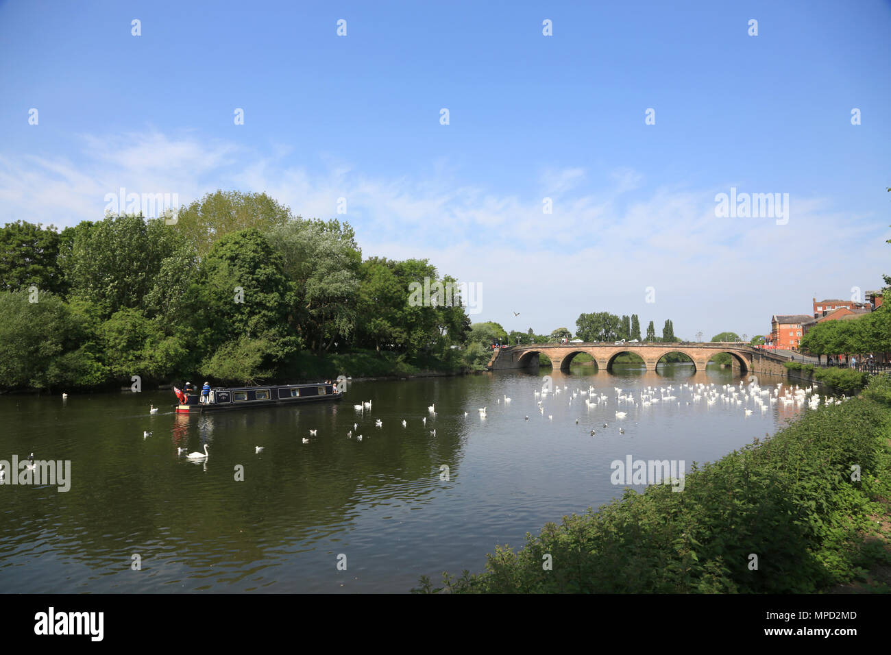 River severn narrow boat hi-res stock photography and images - Alamy