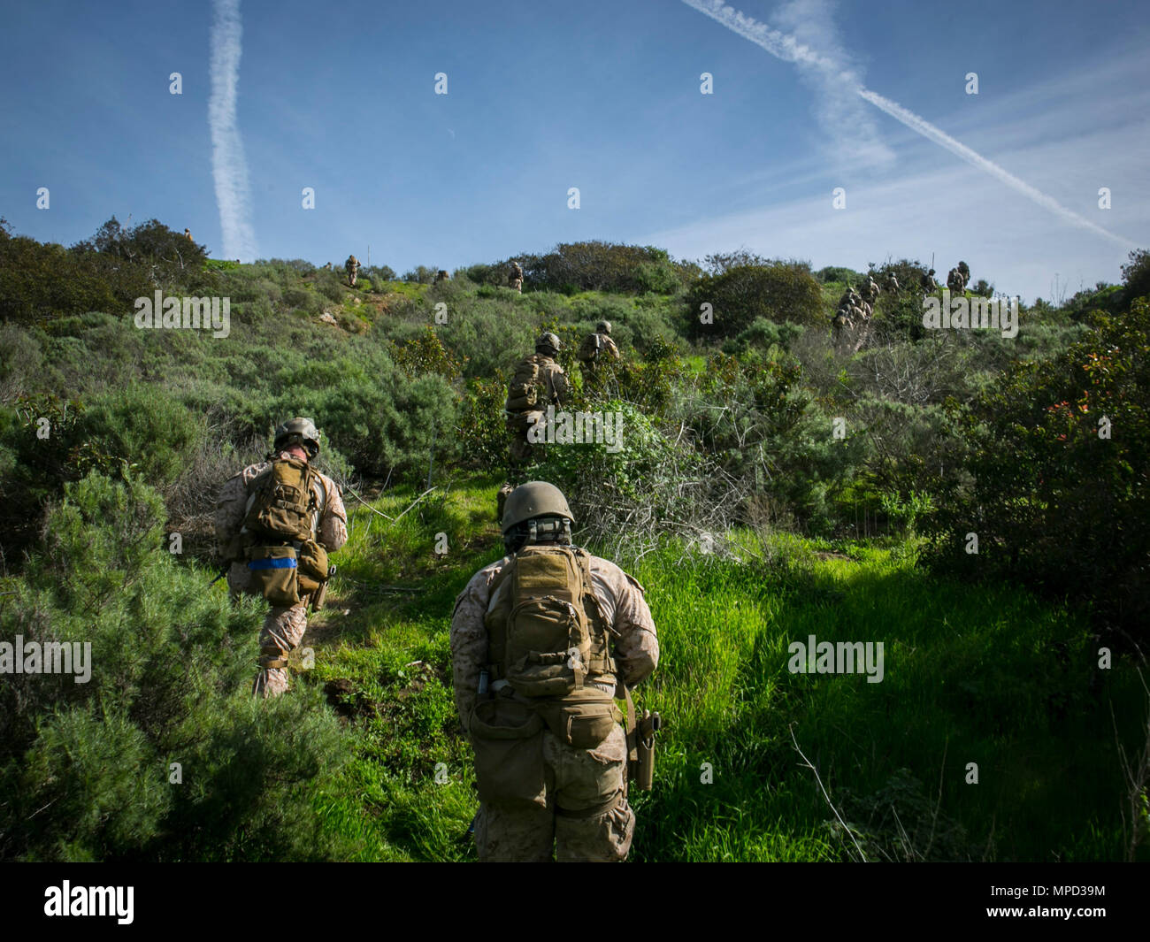 MARINE CORPS BASE CAMP PENDLETON, Calif. -- Marines with the 15th ...