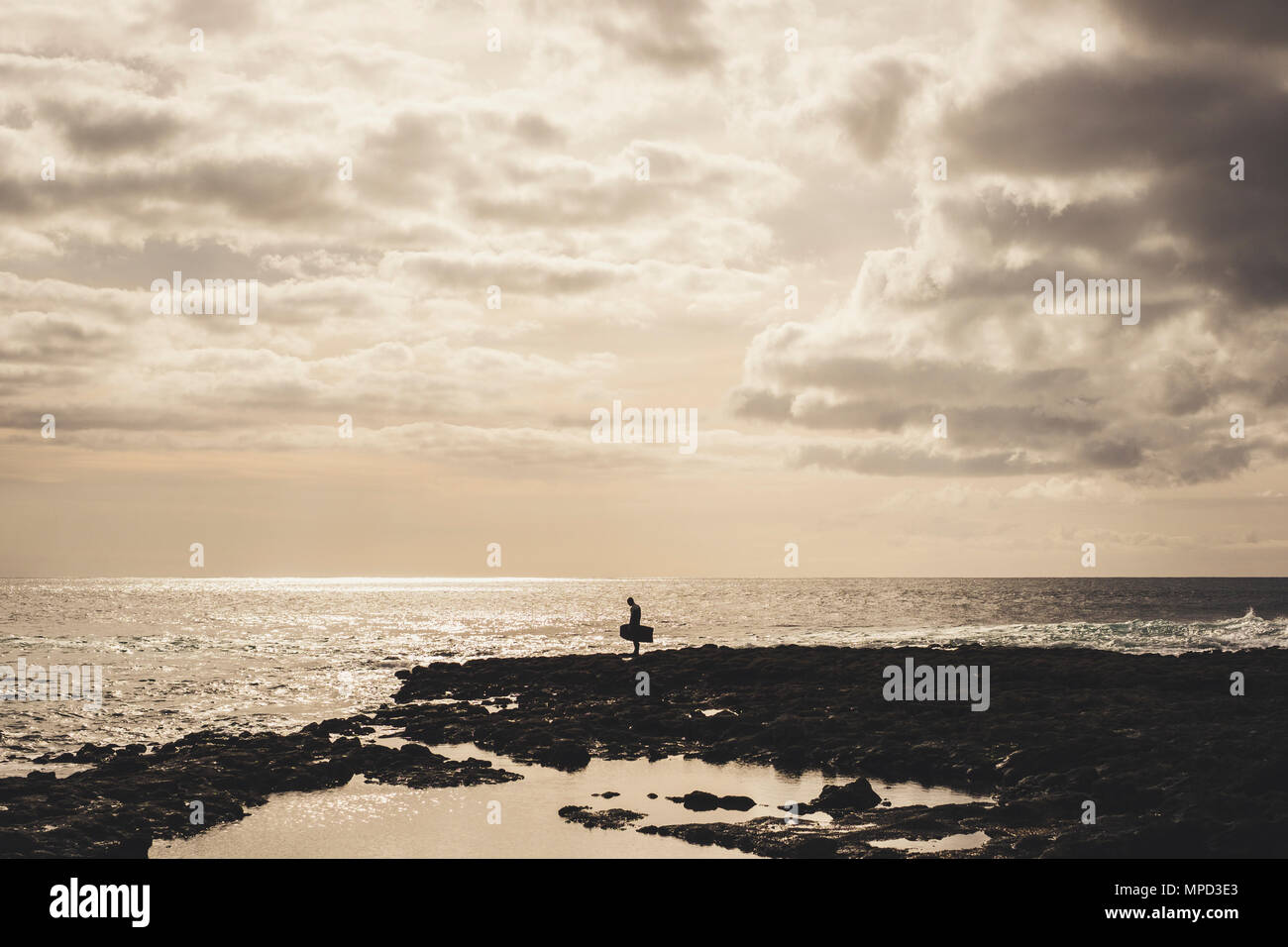 Surf table hi-res stock photography and images - Alamy