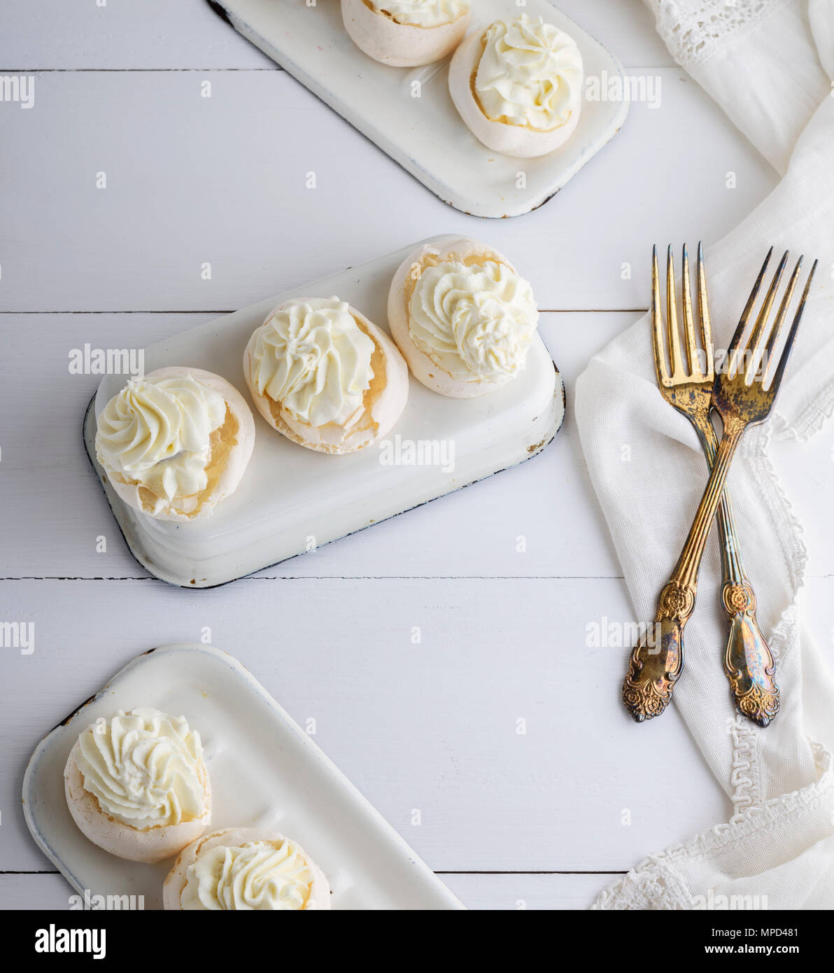 Cream trays hi-res stock photography and images - Alamy