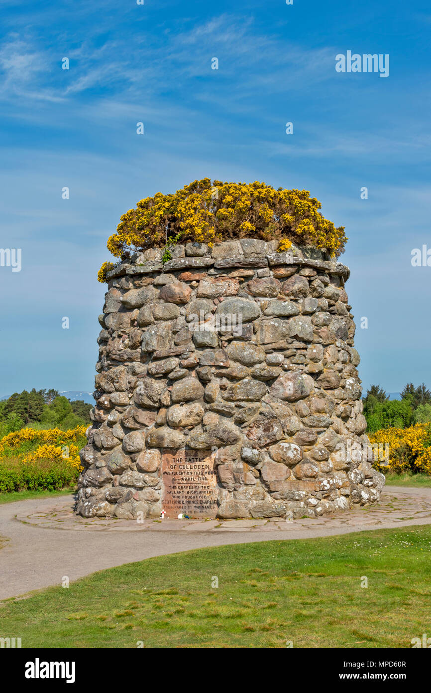 Jacobite memorial cairn culloden moor hi-res stock photography and ...
