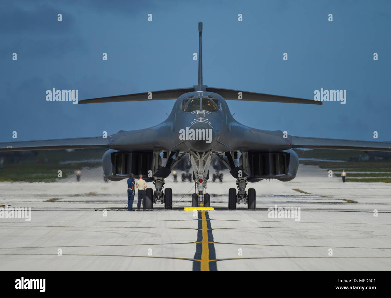 Blended wing body aircraft hi-res stock photography and images - Alamy