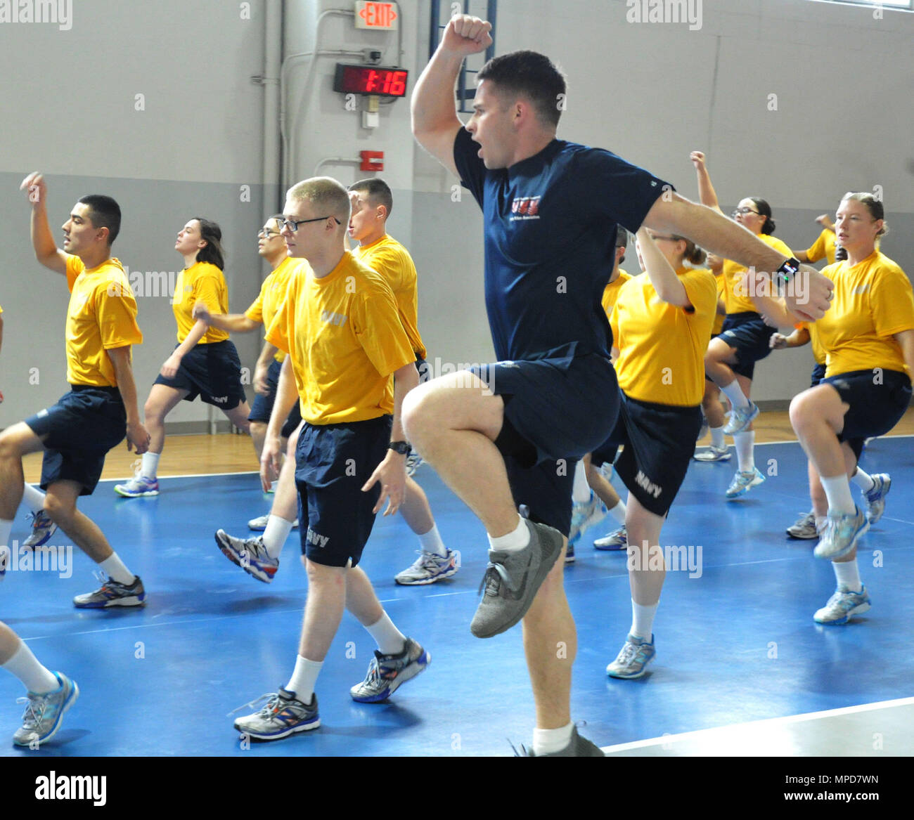 170206-N-SL853-068 GREAT LAKES, Ill. (Feb. 6, 2017) A recruit division ...
