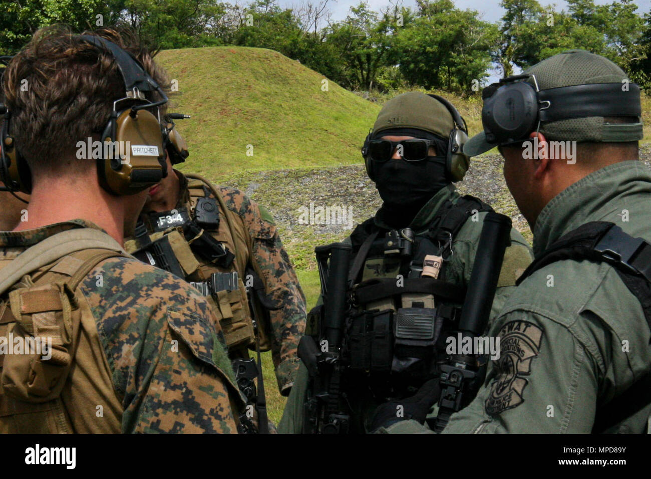 Marines with Maritime Raid Force, 31st Marine Expeditionary Unit, and ...
