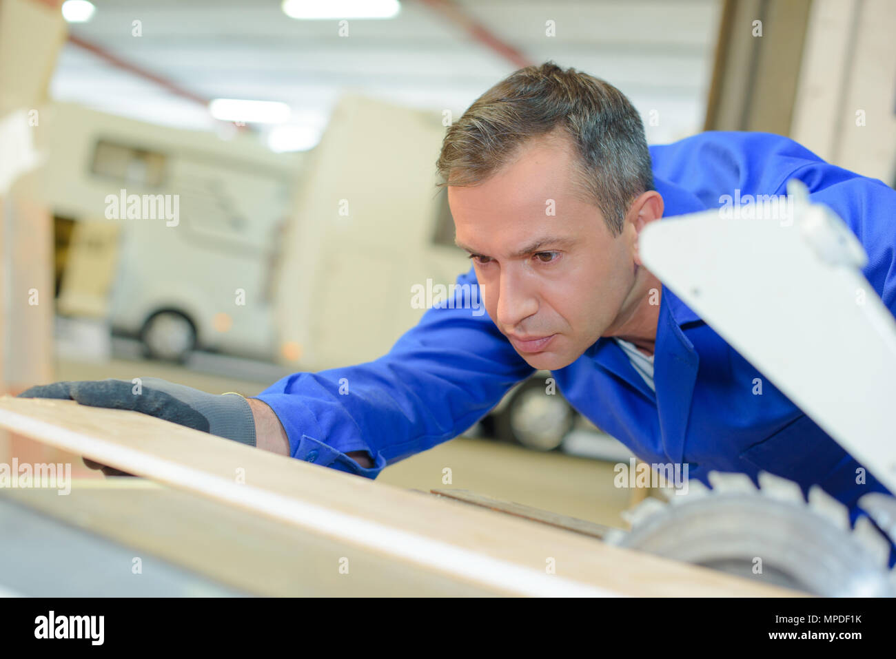 using table saw Stock Photo - Alamy