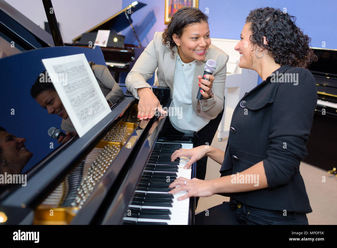 the song accompaniment Stock Photo - Alamy