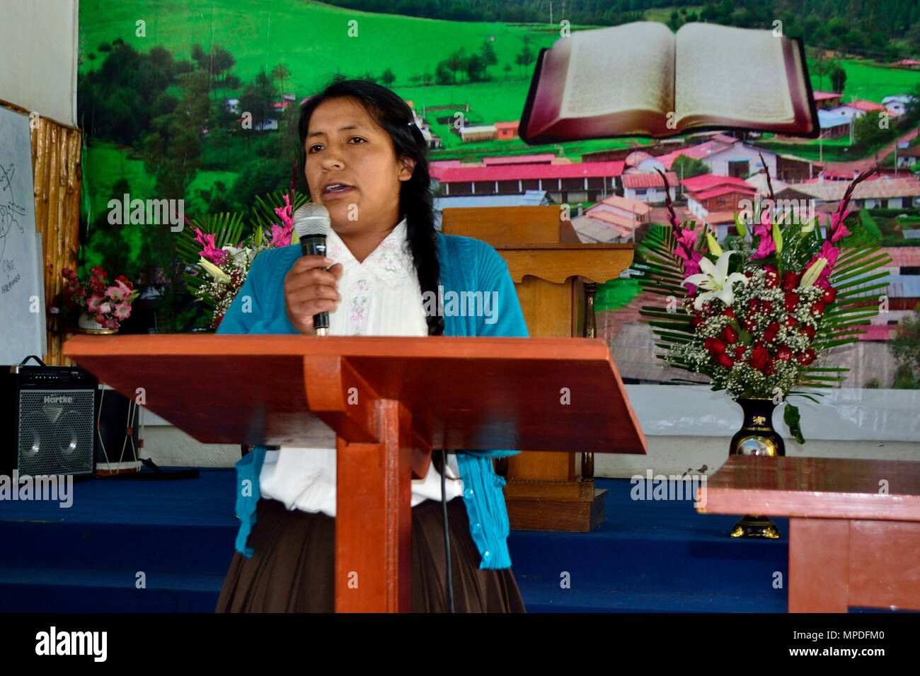 Jesus preaching in the temple hi-res stock photography and images - Alamy