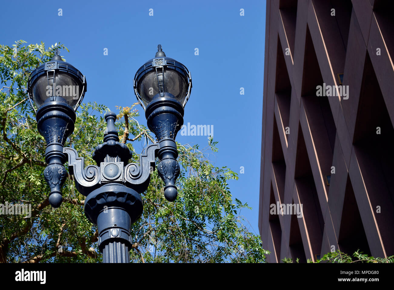 American street lamp hi-res stock photography and images - Alamy