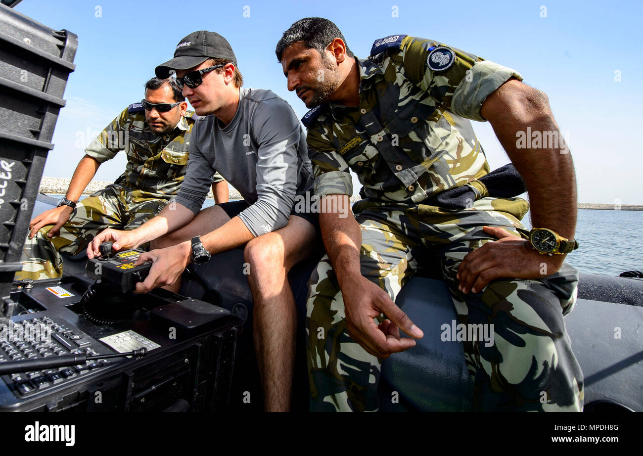 Seabotix remotely operated vehicle hi-res stock photography and images ...