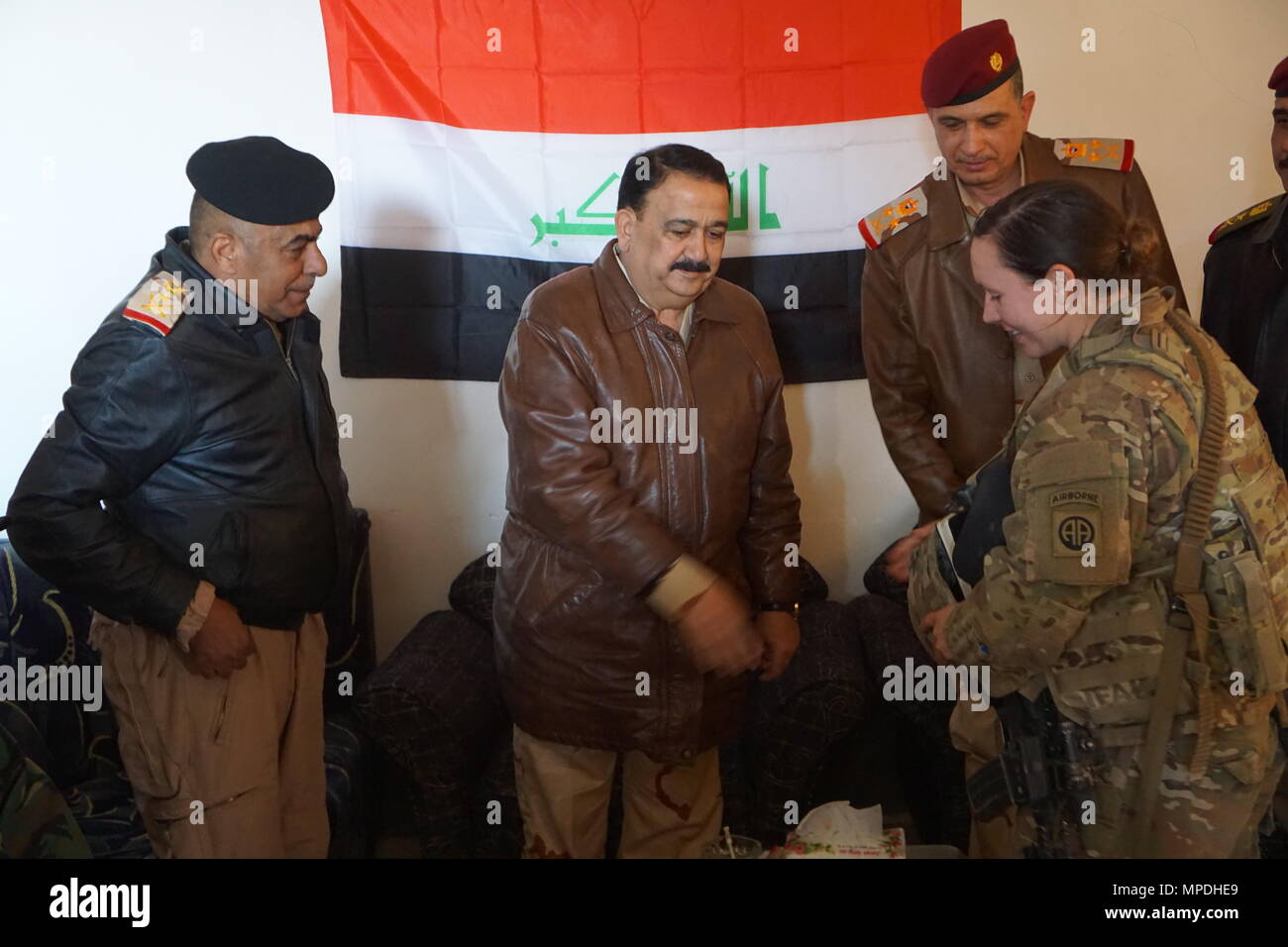 Lt. Gen. Qasim Maliki (left) the commanding general for the 9th Iraqi ...