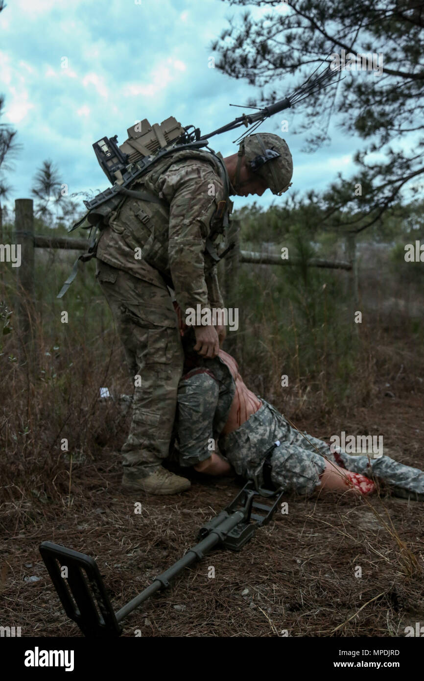 U.S. Army Sgt. Jeremy Thornton, 722nd Ordnance Company (EOD), 192nd ...