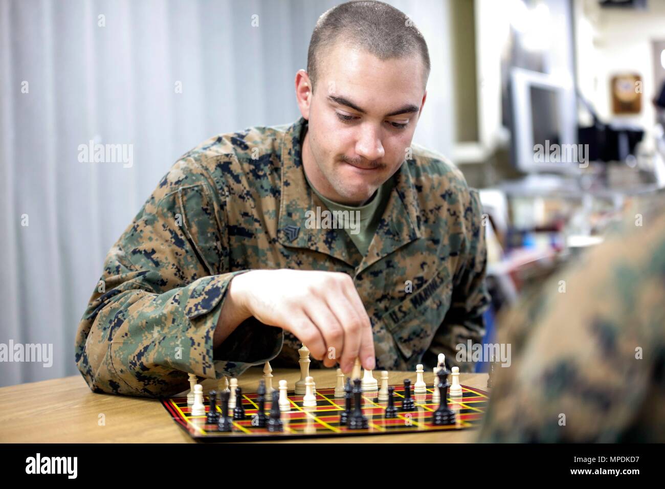 Group photo chess team hi-res stock photography and images - Alamy