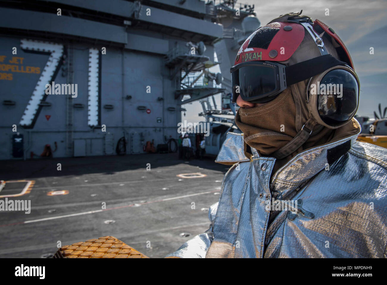 SAN DIEGO (April 10, 2017) Aviation Boatswain’s Mate (Handling) 3rd ...