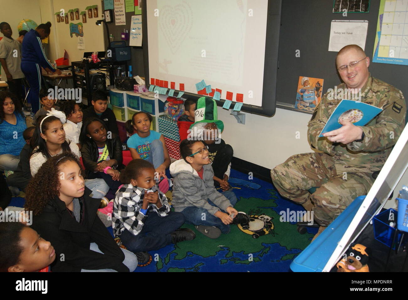 Second grade reading books hi-res stock photography and images - Alamy