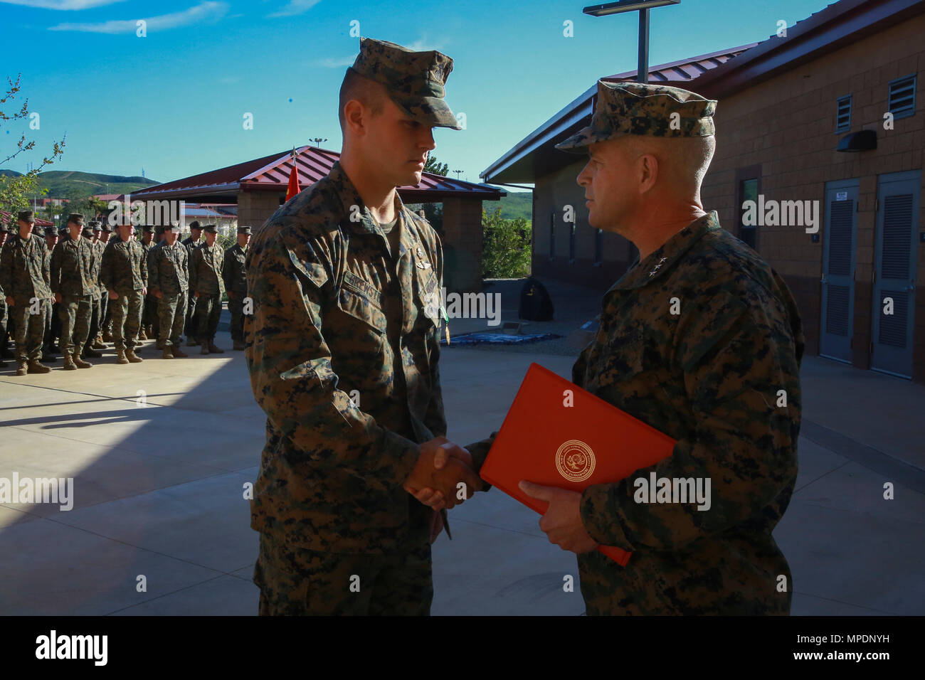 Marine corpsforce reconnaissance company hi-res stock photography and ...