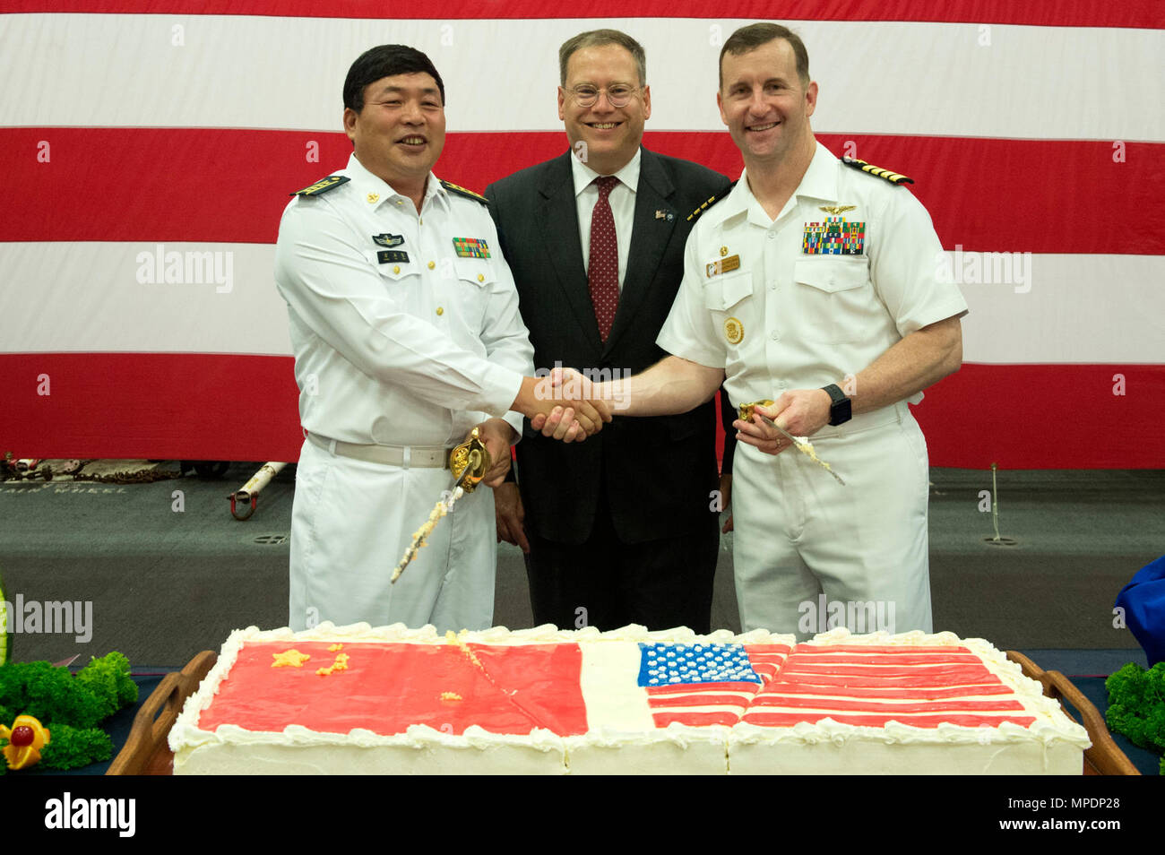 Pla peoples liberation army officer hi-res stock photography and images ...