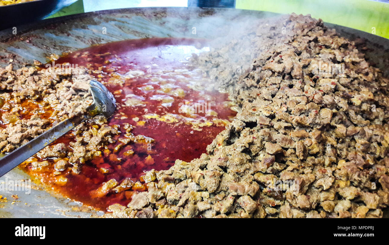 Turkish et kavurma / Roasted meat in pan turkish food concept Stock ...