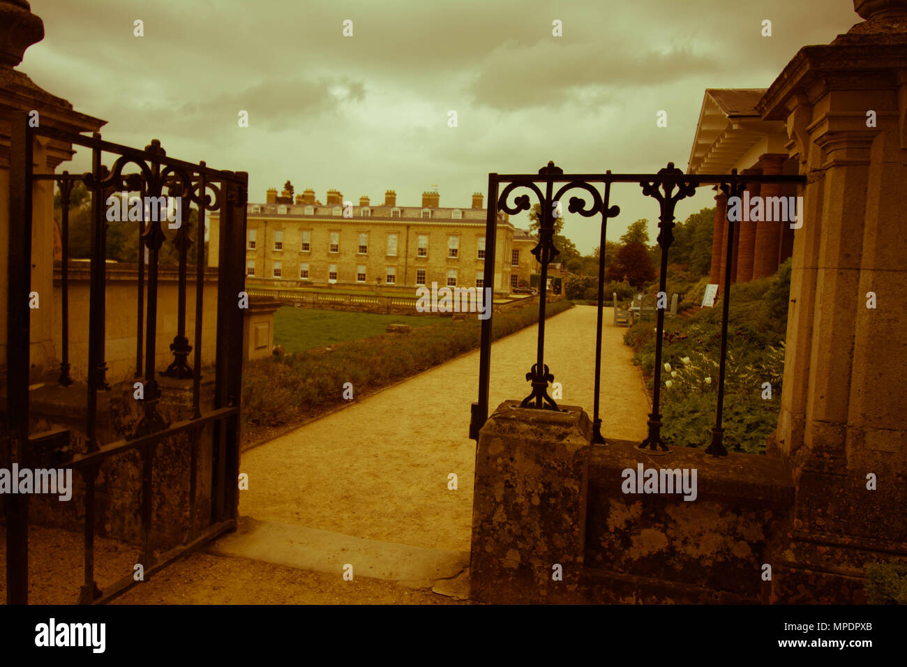 Althorp house clouds hi-res stock photography and images - Alamy