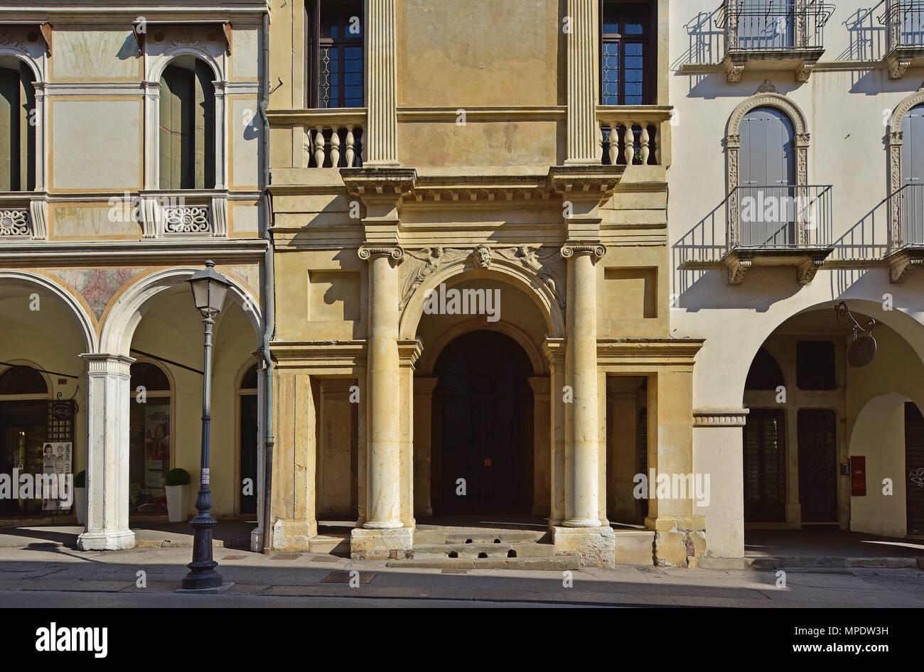 Arcade corso palladio vicenza hi-res stock photography and images - Alamy