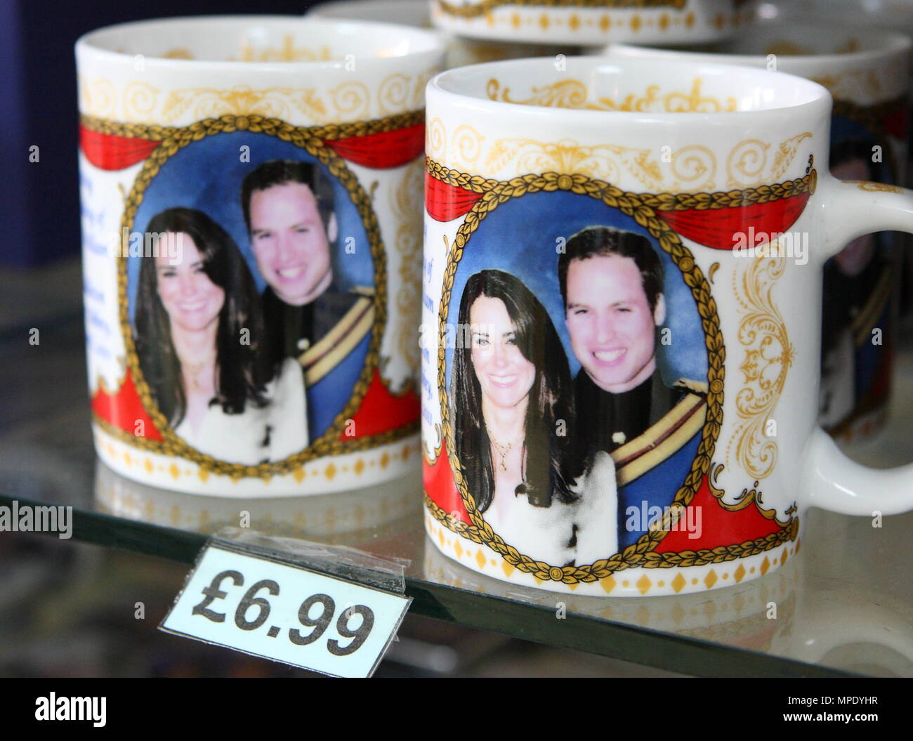 Kitch memorabilia hi-res stock photography and images - Alamy