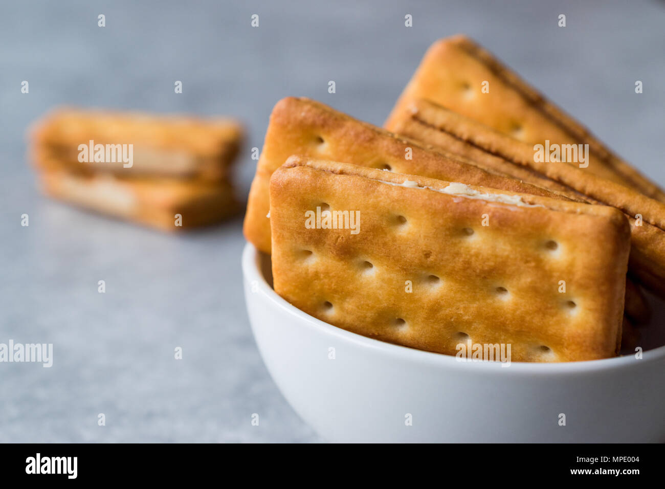Cream Crackers Biscuits Stock Photos & Cream Crackers Biscuits Stock ...