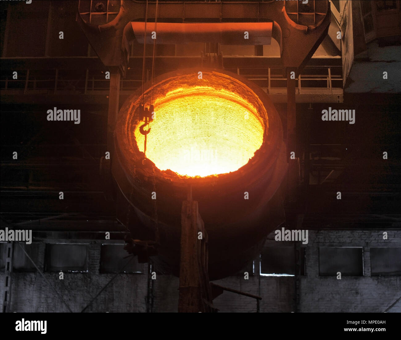 Metallurgy in action hi-res stock photography and images - Alamy