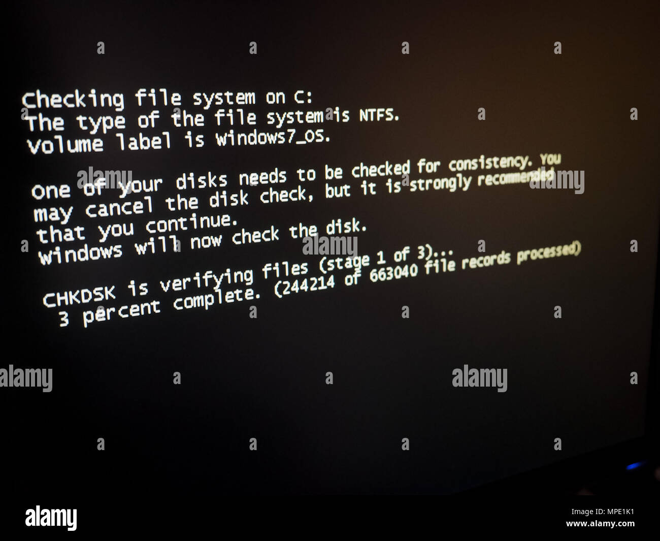 Check disk hi-res stock photography and images - Alamy