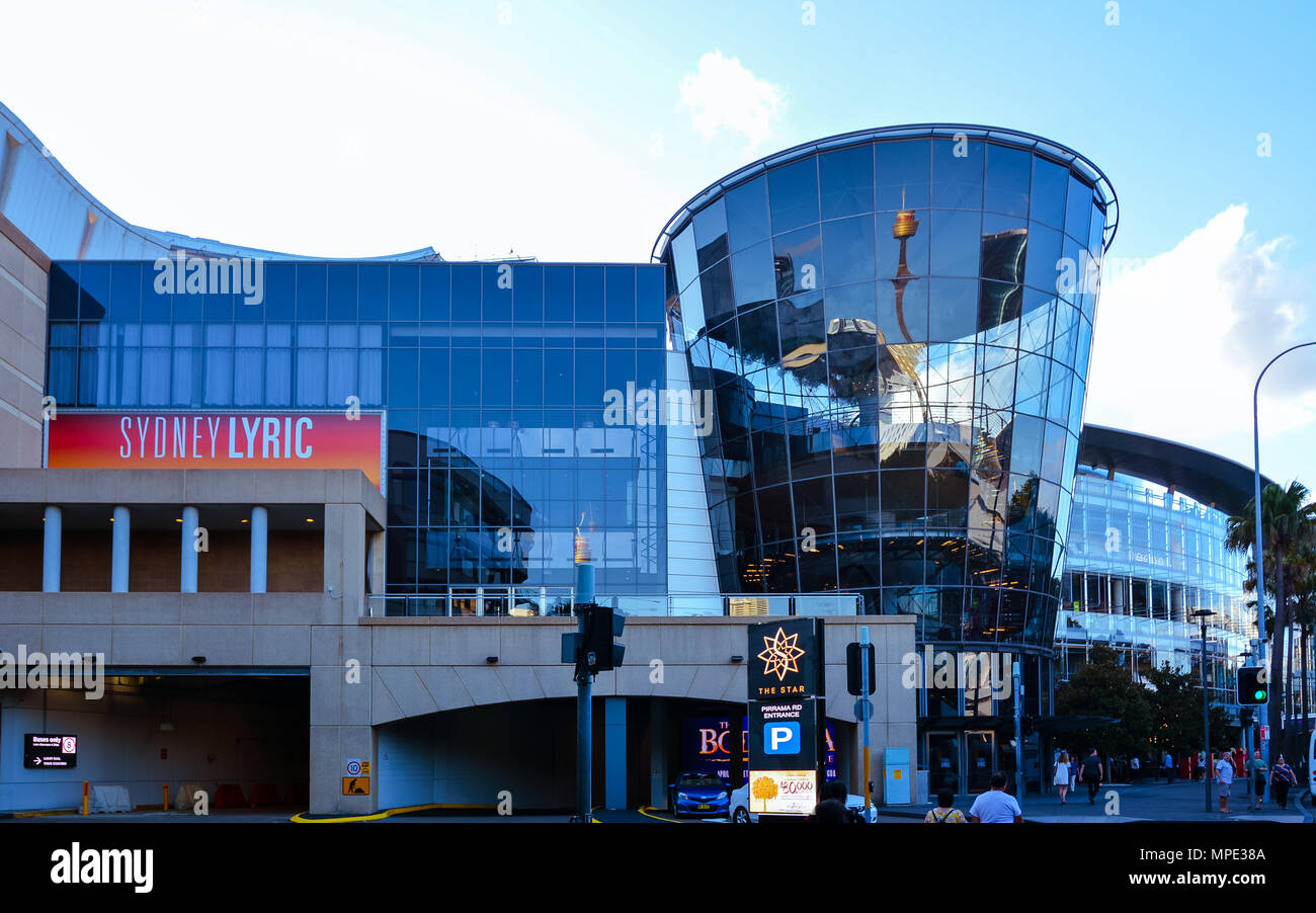 Lyric theatre hi-res stock photography and images - Alamy