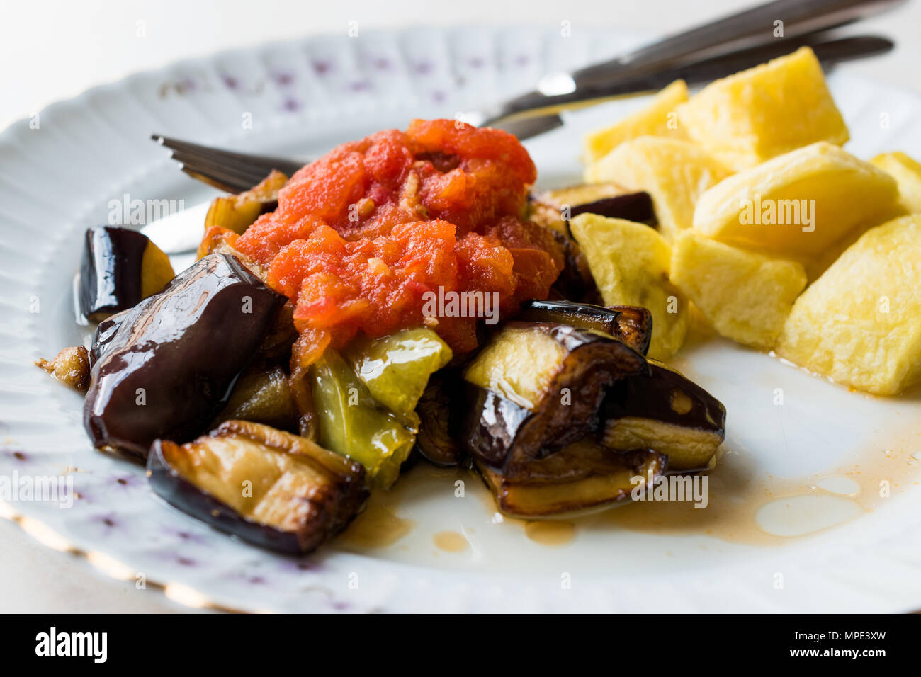 Turkish Food Kizartma / Fried Aubergine or Eggplant Slices with Tomato ...