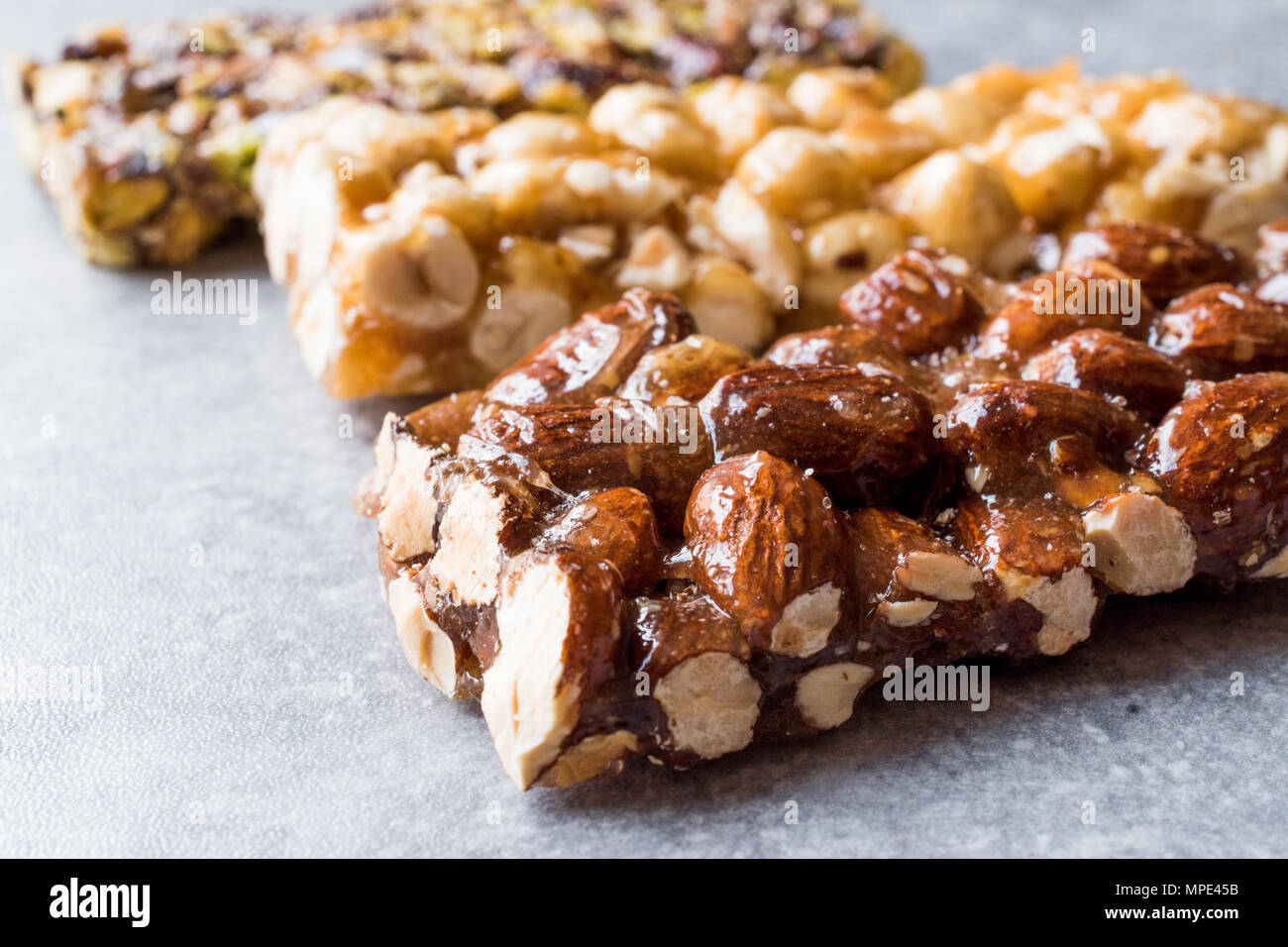 Organic Bars with Almonds, Nuts and Peanuts with Honey No Glucose ...