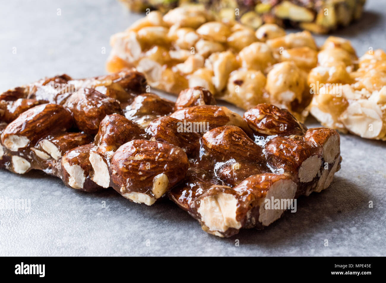 Organic Bars with Almonds, Nuts and Peanuts with Honey No Glucose ...