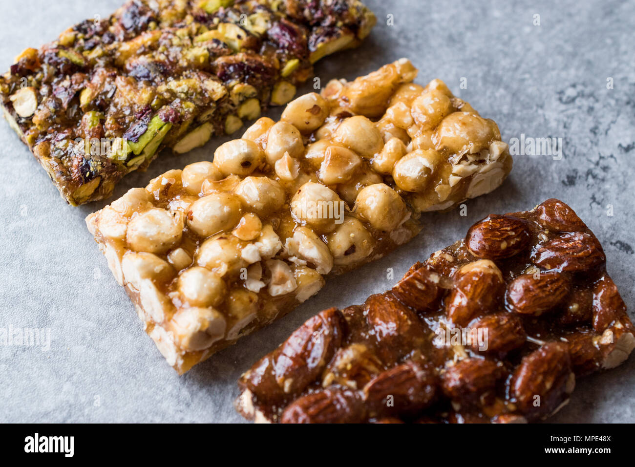 Organic Bars with Almonds, Nuts and Peanuts with Honey No Glucose ...