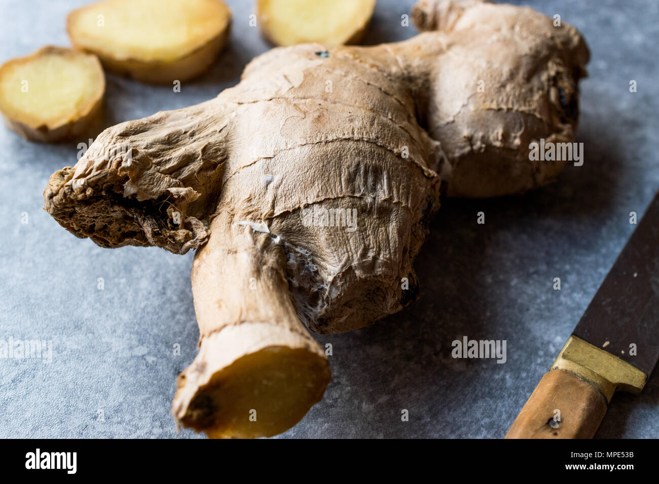 Sliced ginger root hi-res stock photography and images - Alamy