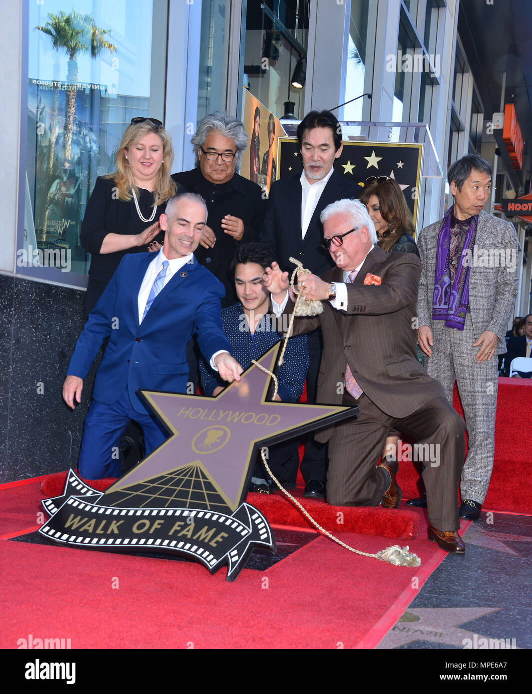 Toshiro mifune star 019 shiro and rikiya mifune hi-res stock ...