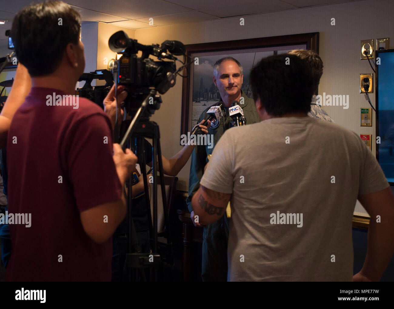 170208-N-HX806-001 PACIFIC OCEAN (Feb. 08, 2017) Capt. Doug Verissimo ...