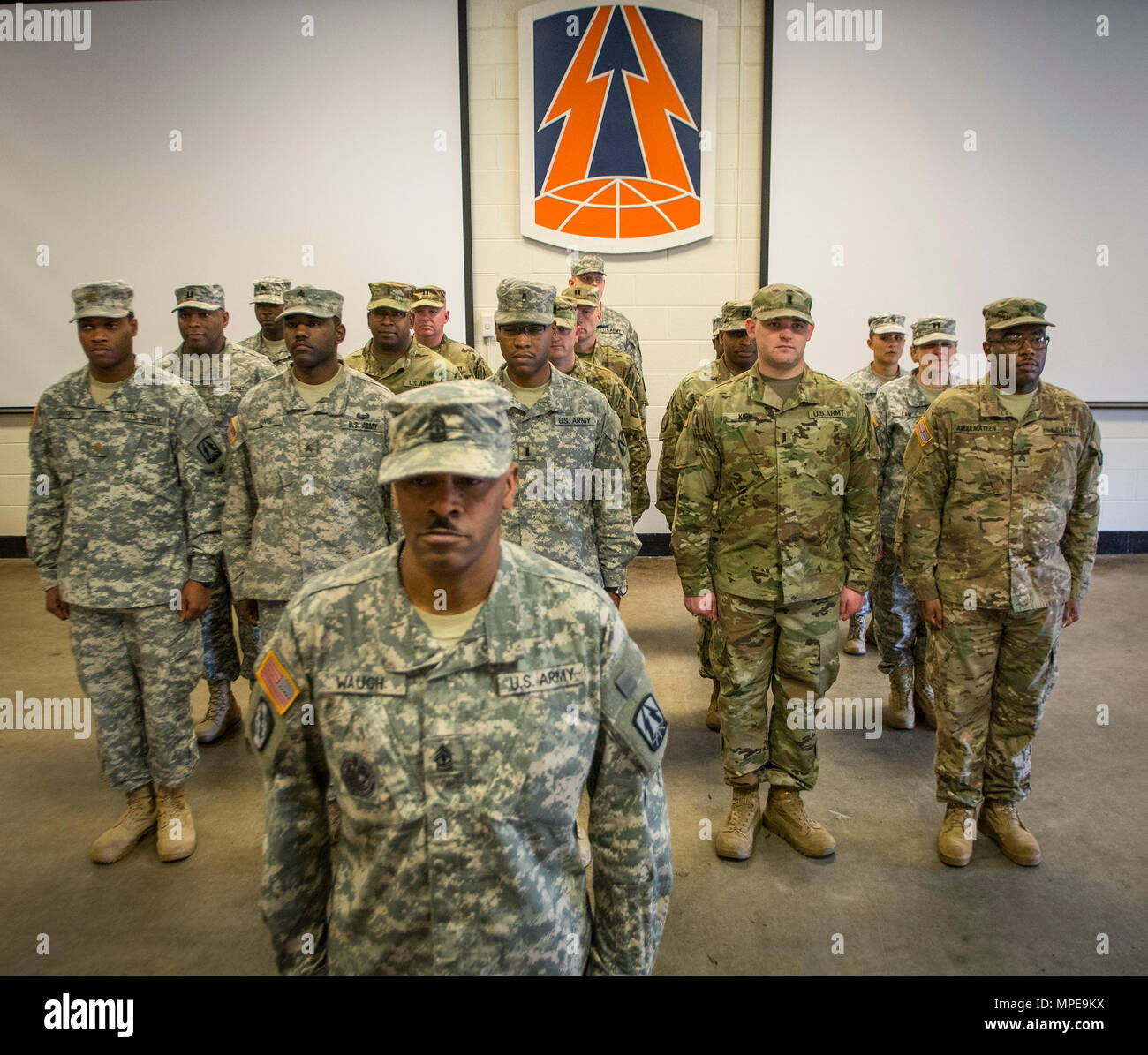 U.S. Army Reserve Soldiers with Detachment 6, 335th Signal Command ...