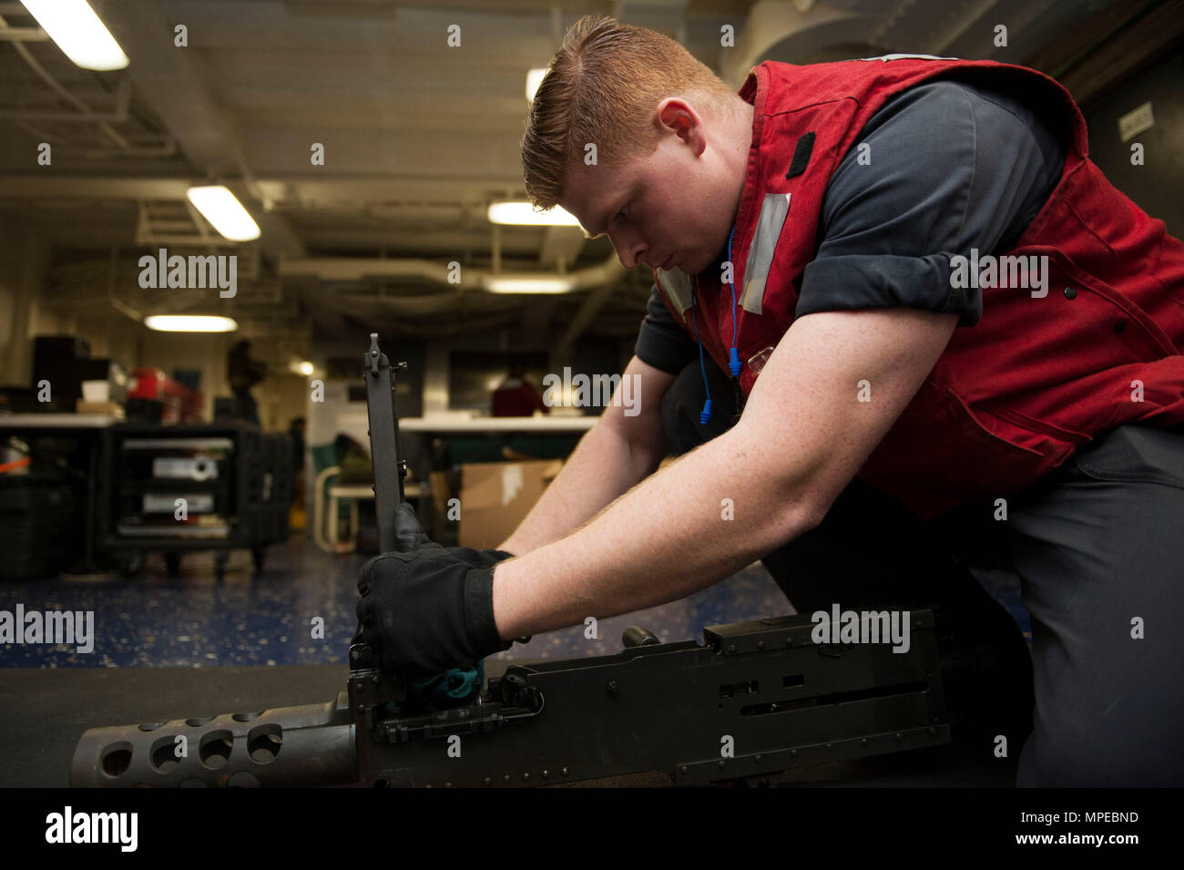 PACIFIC OCEAN (Feb. 11, 2017) – Gunner’s Mate 3rd Class Ryan Sawhook ...