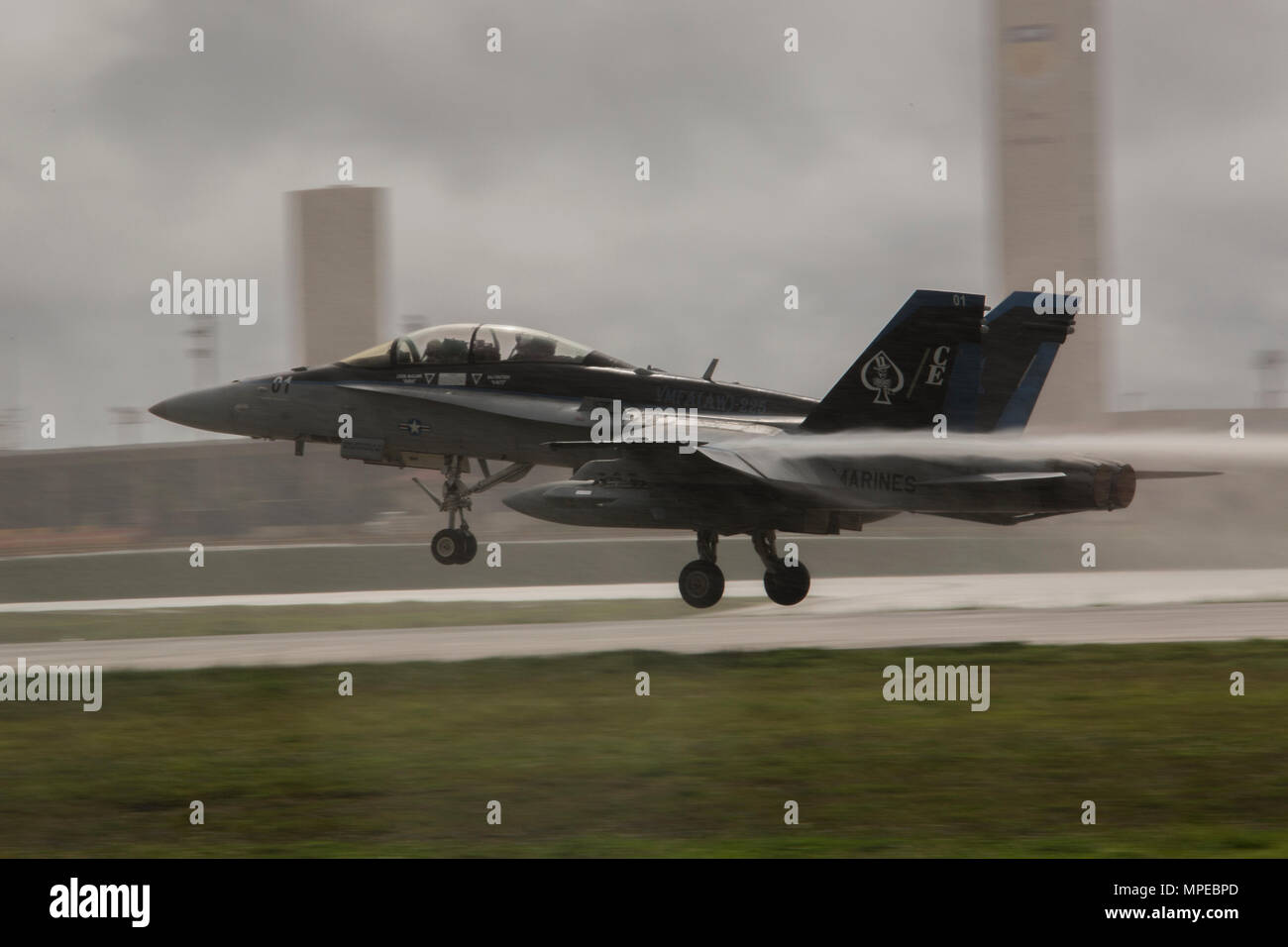Aim 120 photos hi-res stock photography and images - Alamy