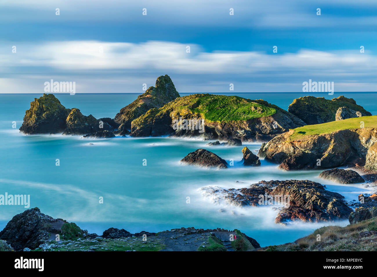 Kynance Cove, Lizard Peninsula, Cornwall, England, United Kingdom ...