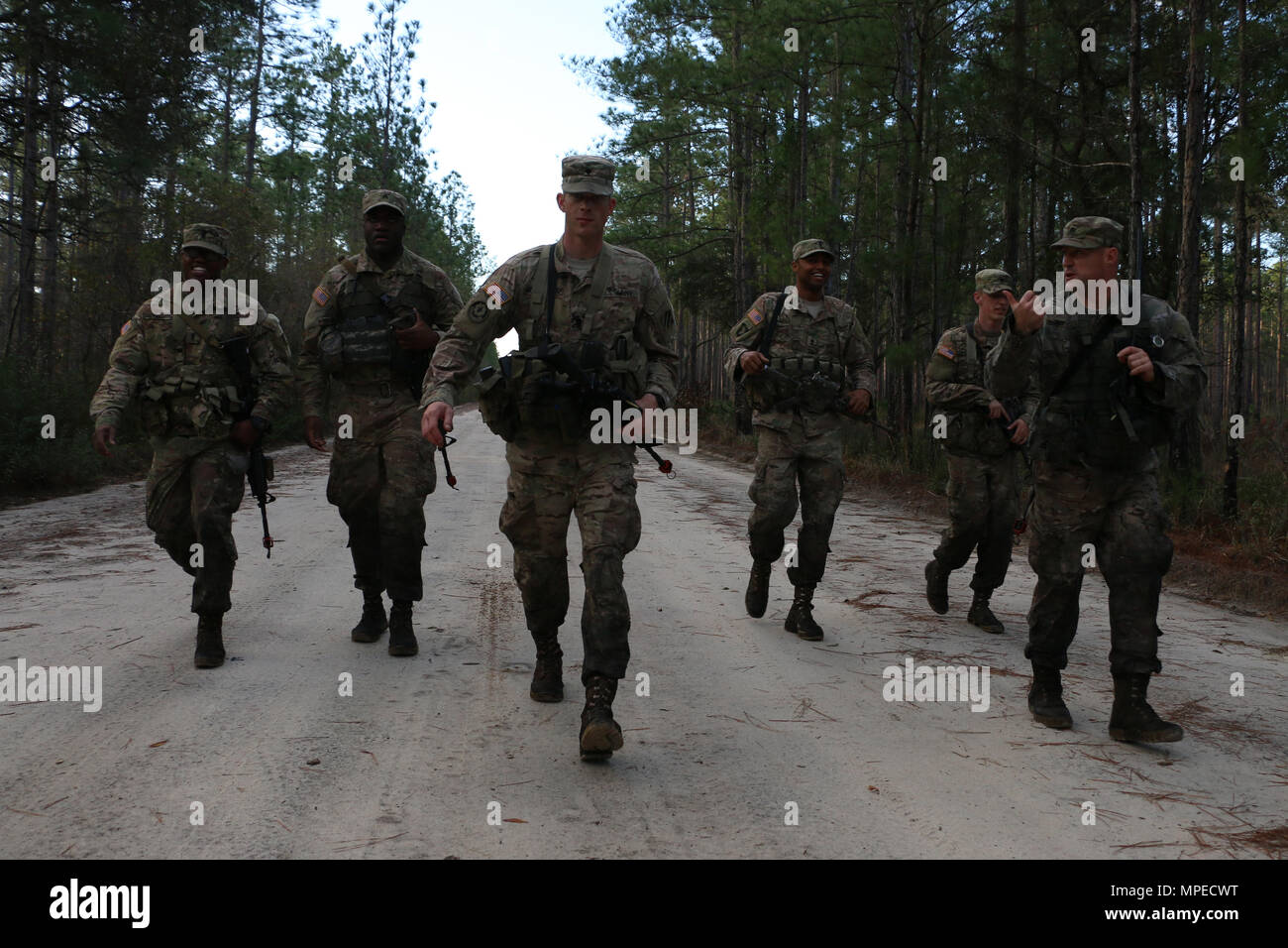 6 8 cav hi-res stock photography and images - Alamy
