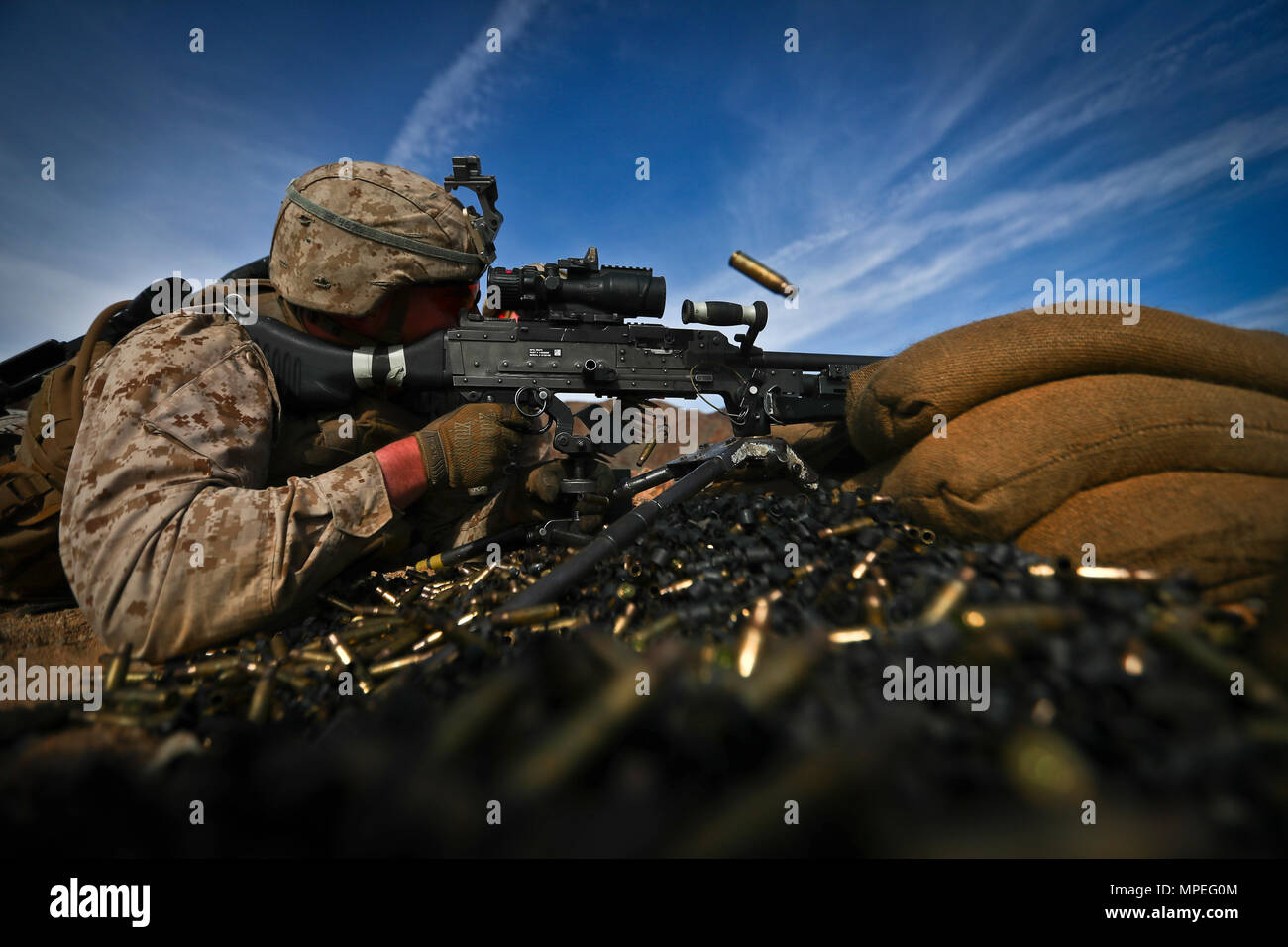 Grunt machine gunner hi-res stock photography and images - Alamy