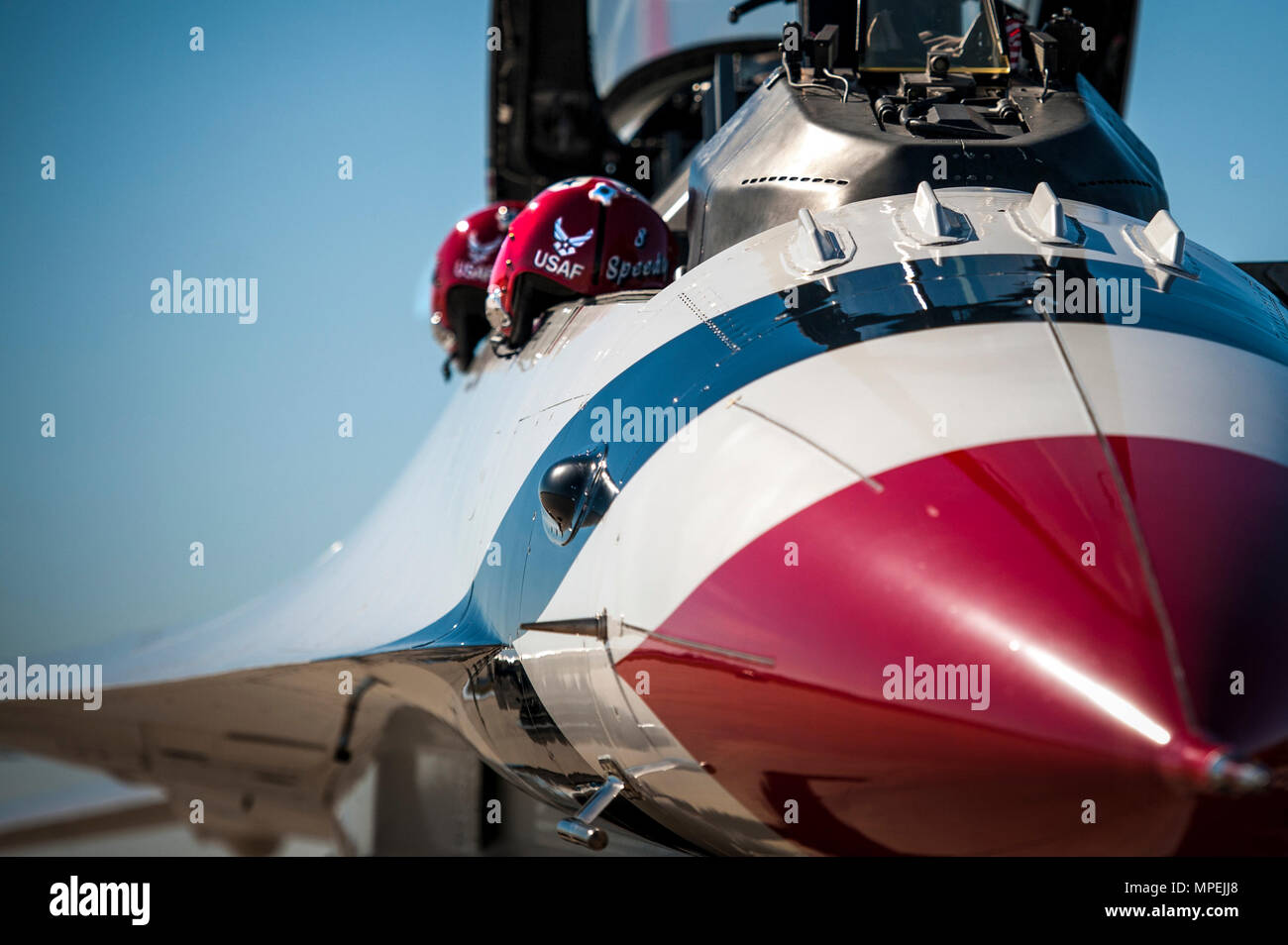 Usaf thunderbirds pilot helmet hi-res stock photography and images - Alamy