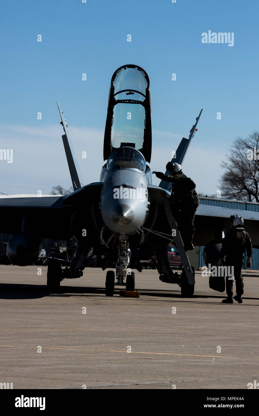 Vmfa 224 hi-res stock photography and images - Alamy