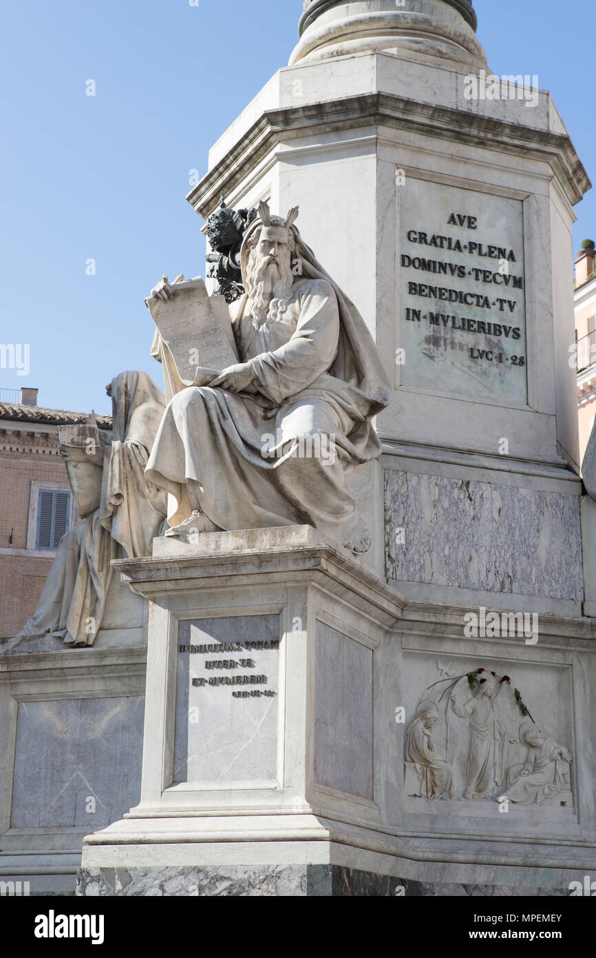 PIazza Mignanelli Column of the Immaculate Conception, Rome Italy in ...