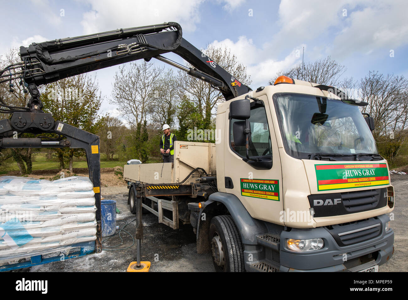 Huws gray builders merchant hi-res stock photography and images - Alamy