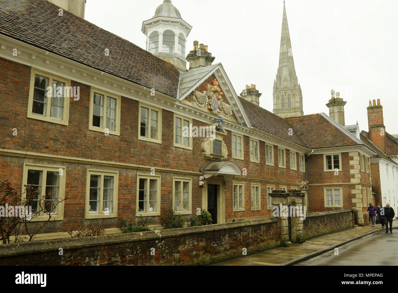 Salisbury city hall hi-res stock photography and images - Alamy